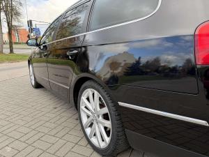Black Volkswagen Passat 2009 in Vilnius, with an engine capacity of 1.97 L and mileage of 277 thousand km for 2900 €, photo 14 on AUTOMOTO.COM.LV