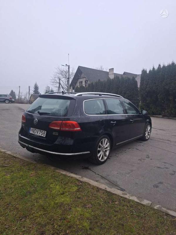 Black Volkswagen Passat 2010 in Zarasai, with an engine capacity of 1.97 L and mileage of 284 thousand km for 6000 €, photo 4 on AUTOMOTO.COM.LV