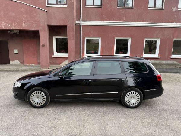 Melns Volkswagen Passat 2010 Kėdainiai, ar dzinēja tilpumu 1.97 L un nobraukumu 303 tūkst. km par 3600 €, foto 8 vietnē AUTOMOTO.COM.LV