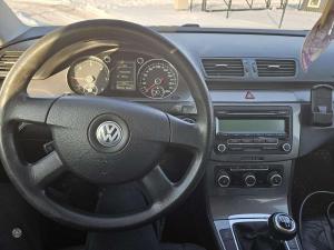 Black Volkswagen Passat 2010 in Prienai, with an engine capacity of 1.60 L and mileage of 348 thousand km for 1750 €, photo 14 on AUTOMOTO.COM.LV