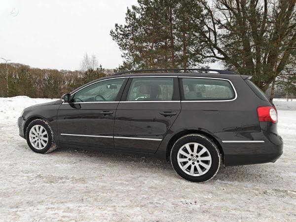 Melns Volkswagen Passat 2010 Tauragė, ar dzinēja tilpumu 1.97 L un nobraukumu 280 tūkst. km par 3000 €, foto 8 vietnē AUTOMOTO.COM.LV