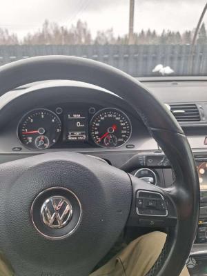Black Volkswagen Passat 2010 in Telschi, with an engine capacity of 1.60 L and mileage of 444 thousand km for 2600 €, photo 6 on AUTOMOTO.COM.LV