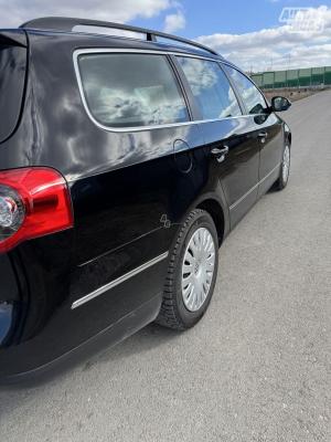 Black Volkswagen Passat 2010 in Kaunas, with an engine capacity of 1.40 L and mileage of 179 thousand km for 2750 €, photo 15 on AUTOMOTO.COM.LV