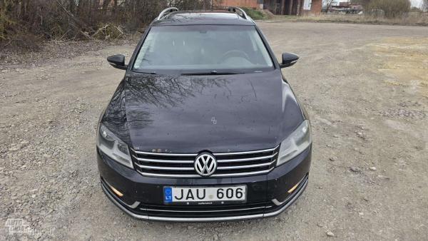 Black Volkswagen Passat 2010 in Alytus, with an engine capacity of 2.00 L and mileage of 418 thousand km for 3200 €, photo 2 on AUTOMOTO.COM.LV