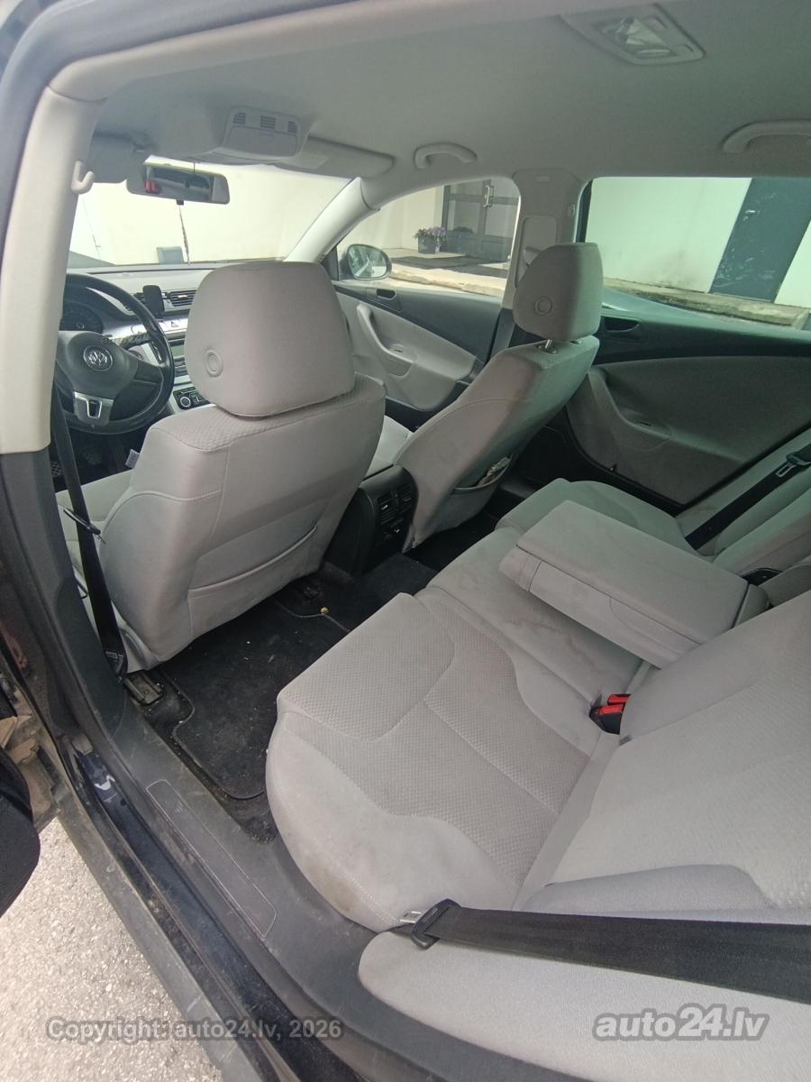 Melns Volkswagen Passat 2010 Valga, ar dzinēja tilpumu 2.00 L un nobraukumu 350 tūkst. km par 1200 €, foto 8 vietnē AUTOMOTO.COM.LV