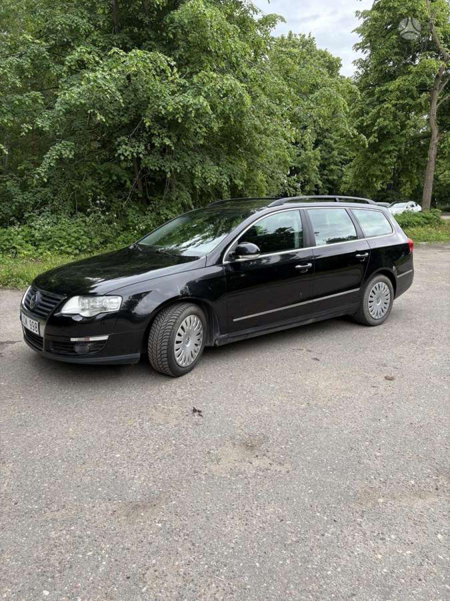 Melns Volkswagen Passat 2010 Kauņa, ar dzinēja tilpumu 1.97 L un nobraukumu 259 tūkst. km par 3300 €, foto 3 vietnē AUTOMOTO.COM.LV