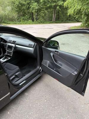 Melns Volkswagen Passat 2010 Kauņa, ar dzinēja tilpumu 1.97 L un nobraukumu 259 tūkst. km par 3300 €, foto 12 vietnē AUTOMOTO.COM.LV