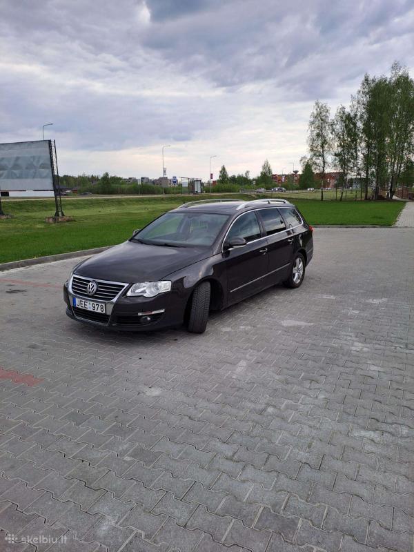 Melns Volkswagen Passat 2010 Kaišiadorys, ar dzinēja tilpumu 1.40 L un nobraukumu 300 tūkst. km par 2900 €, foto 1 vietnē AUTOMOTO.COM.LV