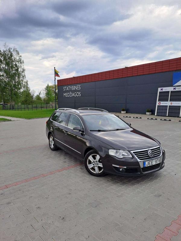 Melns Volkswagen Passat 2010 Kaišiadorys, ar dzinēja tilpumu 1.40 L un nobraukumu 300 tūkst. km par 2900 €, foto 2 vietnē AUTOMOTO.COM.LV
