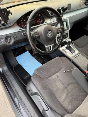 Black Volkswagen Passat 2010 in Marijampole, with an engine capacity of 1.78 L and mileage of 320 thousand km for 3400 €, photo 10 on AUTOMOTO.COM.LV