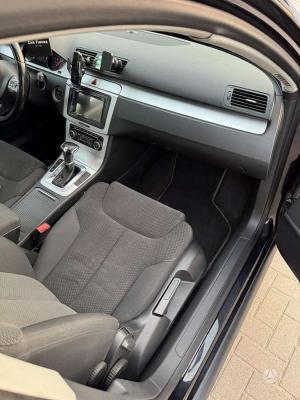 Black Volkswagen Passat 2010 in Marijampole, with an engine capacity of 1.78 L and mileage of 320 thousand km for 3400 €, photo 21 on AUTOMOTO.COM.LV