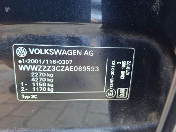 Black Volkswagen Passat 2010 in Klaipeda, with an engine capacity of 1.97 L and mileage of 321 thousand km for 3480 €, photo 2 on AUTOMOTO.COM.LV