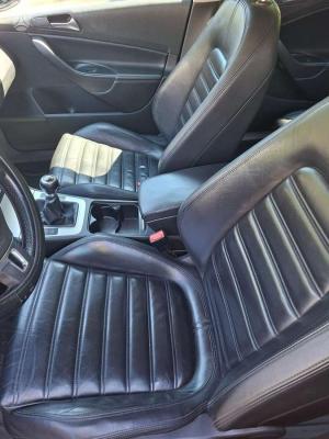 Black Volkswagen Passat 2010 in Klaipeda, with an engine capacity of 1.97 L and mileage of 321 thousand km for 3480 €, photo 5 on AUTOMOTO.COM.LV