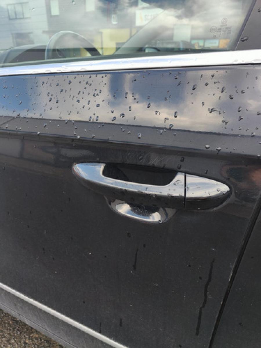 Melns Volkswagen Passat 2010 Pērnava, ar dzinēja tilpumu 0.00 L un nobraukumu 324 tūkst. km par 3000 €, foto 10 vietnē AUTOMOTO.COM.LV