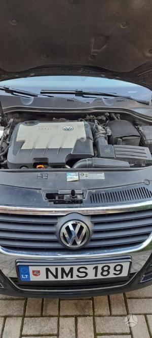 Black Volkswagen Passat 2010 in Vilnius, with an engine capacity of 1.97 L and mileage of 285 thousand km for 3750 €, photo 12 on AUTOMOTO.COM.LV