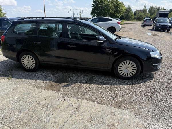 Melns Volkswagen Passat 2010 Jurbarkas, ar dzinēja tilpumu 1.97 L un nobraukumu 211 tūkst. km par 3399 €, foto 6 vietnē AUTOMOTO.COM.LV