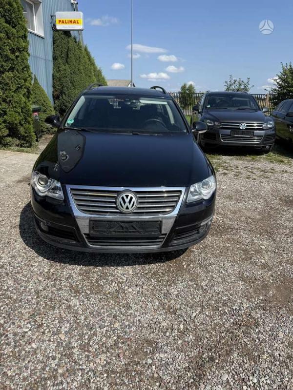 Melns Volkswagen Passat 2010 Jurbarkas, ar dzinēja tilpumu 1.97 L un nobraukumu 211 tūkst. km par 3399 €, foto 7 vietnē AUTOMOTO.COM.LV