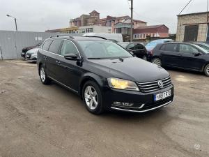 Melns Volkswagen Passat 2011 Kauņa, ar dzinēja tilpumu 1.97 L un nobraukumu 300 tūkst. km par 2900 €, foto  vietnē AUTOMOTO.COM.LV