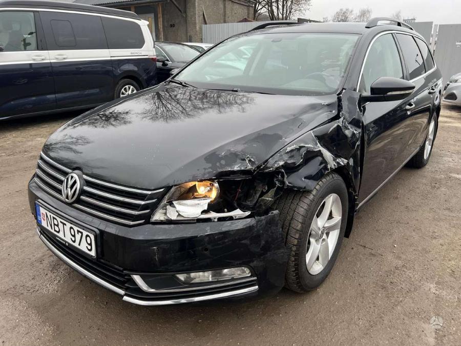 Melns Volkswagen Passat 2011 Kauņa, ar dzinēja tilpumu 1.97 L un nobraukumu 300 tūkst. km par 2900 €, foto 6 vietnē AUTOMOTO.COM.LV