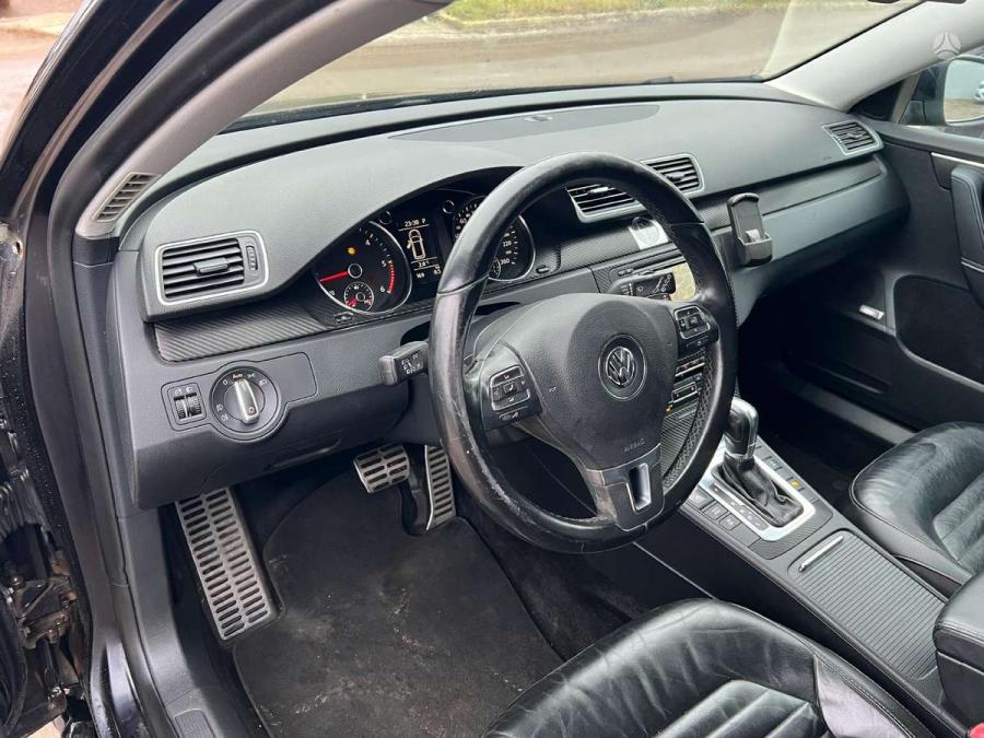 Melns Volkswagen Passat 2011 Kauņa, ar dzinēja tilpumu 1.97 L un nobraukumu 300 tūkst. km par 2900 €, foto 14 vietnē AUTOMOTO.COM.LV