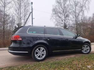 Black Volkswagen Passat 2011 in Prienai, with an engine capacity of 1.60 L and mileage of 246 thousand km for 5050 €, photo 6 on AUTOMOTO.COM.LV