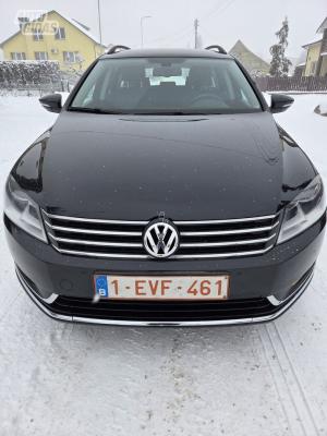 Black Volkswagen Passat 2011 in Vilnius, with an engine capacity of 1.60 L and mileage of 190 thousand km for 4800 €, photo 5 on AUTOMOTO.COM.LV