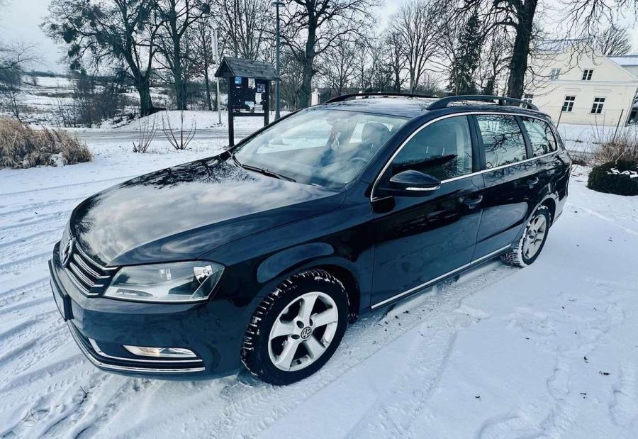 Melns Volkswagen Passat 2011 Viļņa, ar dzinēja tilpumu 0.00 L un nobraukumu 299 tūkst. km par 3400 €, foto 1 vietnē AUTOMOTO.COM.LV