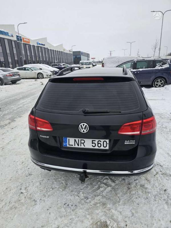 Melns Volkswagen Passat 2011 Kauņa, ar dzinēja tilpumu 1.97 L un nobraukumu 271 tūkst. km par 3500 €, foto 6 vietnē AUTOMOTO.COM.LV