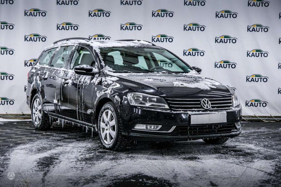 Melns Volkswagen Passat 2011 Kauņa, ar dzinēja tilpumu 1.60 L un nobraukumu 276 tūkst. km par 5990 €, foto 2 vietnē AUTOMOTO.COM.LV