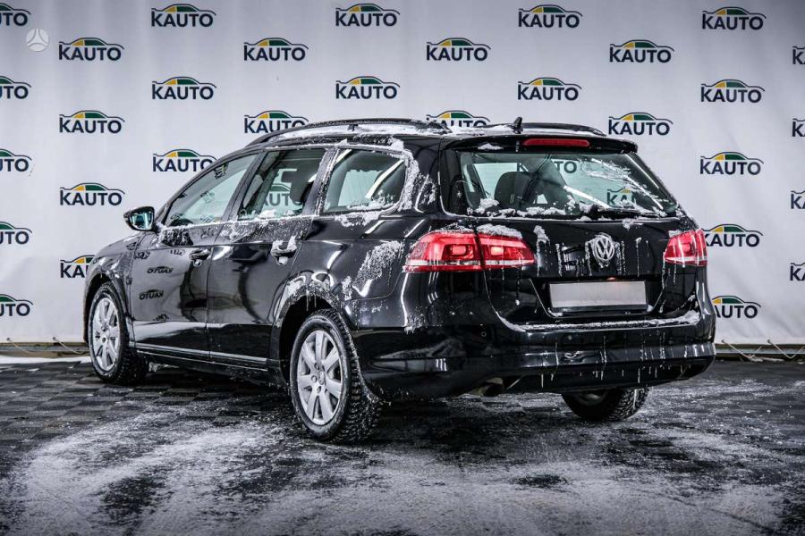 Melns Volkswagen Passat 2011 Kauņa, ar dzinēja tilpumu 1.60 L un nobraukumu 276 tūkst. km par 5990 €, foto 4 vietnē AUTOMOTO.COM.LV