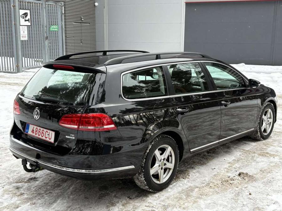 Melns Volkswagen Passat 2011 Alīta, ar dzinēja tilpumu 1.39 L un nobraukumu 265 tūkst. km par 4699 €, foto 3 vietnē AUTOMOTO.COM.LV
