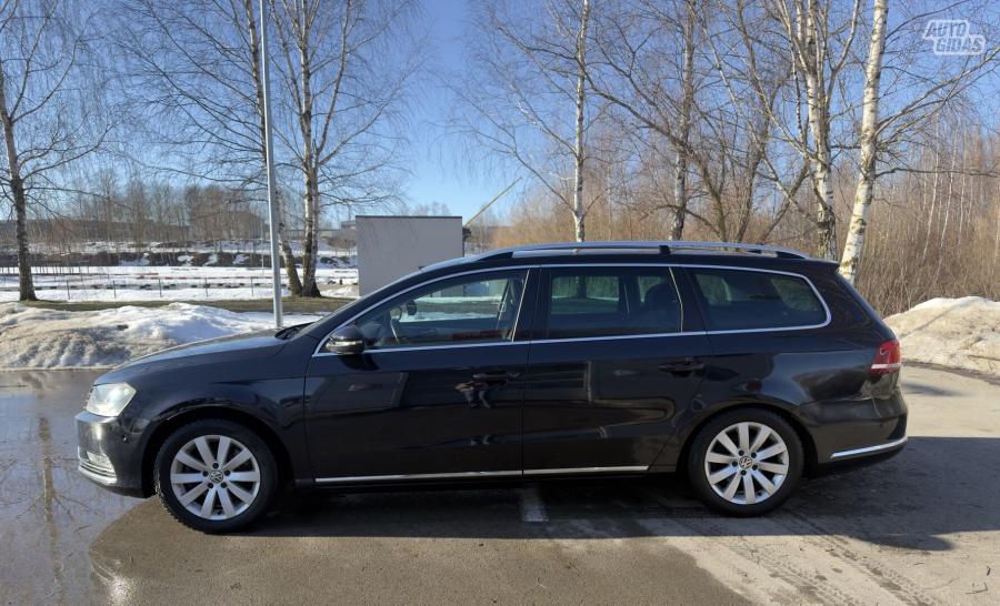 Black Volkswagen Passat 2011 in Siauliai, with an engine capacity of 1.40 L and mileage of 230 thousand km for 4200 €, photo 5 on AUTOMOTO.COM.LV
