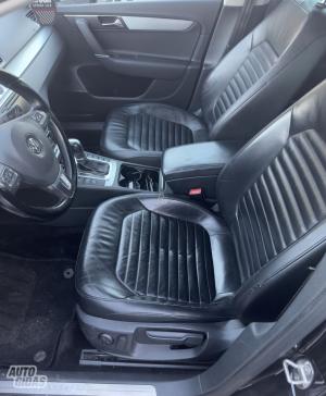 Black Volkswagen Passat 2011 in Siauliai, with an engine capacity of 1.40 L and mileage of 230 thousand km for 4200 €, photo 12 on AUTOMOTO.COM.LV
