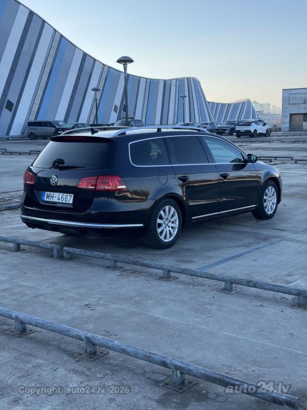 Black Volkswagen Passat 2011 in Riga, with an engine capacity of 2.00 L and mileage of 362 thousand km for 5350 €, photo 5 on AUTOMOTO.COM.LV