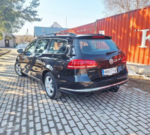 Black Volkswagen Passat 2011 in Radviliskis, with an engine capacity of 1.60 L and mileage of 284 thousand km for 4750 €, photo 7 on AUTOMOTO.COM.LV