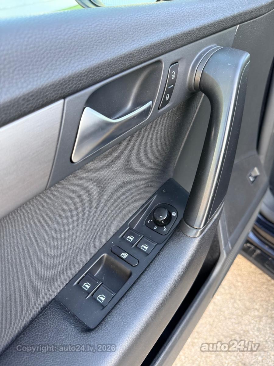 Black Volkswagen Passat 2011 in Tallinn, with an engine capacity of 1.80 L and mileage of 170 thousand km for 6250 €, photo 15 on AUTOMOTO.COM.LV