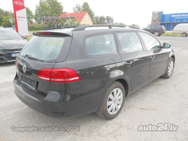 Black Volkswagen Passat 2011 in Viljandi, with an engine capacity of 1.40 L and mileage of 218 thousand km for 4980 €, photo 2 on AUTOMOTO.COM.LV