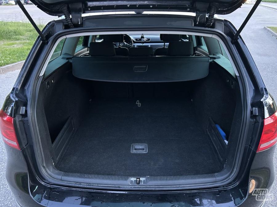 Melns Volkswagen Passat 2011 Viļņa, ar dzinēja tilpumu 2.00 L un nobraukumu 325 tūkst. km par 4500 €, foto 15 vietnē AUTOMOTO.COM.LV