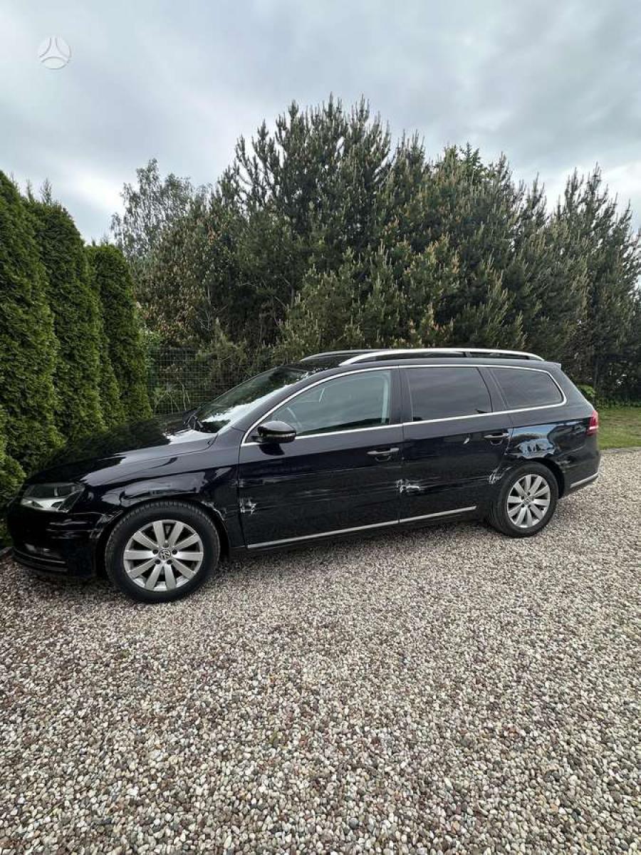 Black Volkswagen Passat 2011 in Kaunas, with an engine capacity of 1.97 L and mileage of 169 thousand km for 4200 €, photo 5 on AUTOMOTO.COM.LV