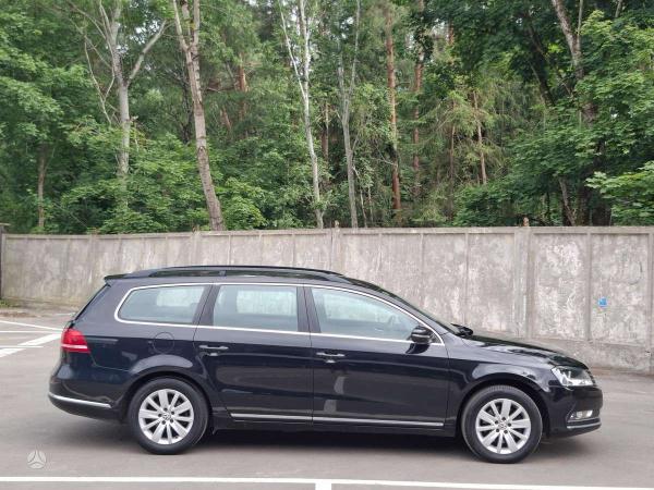 Black Volkswagen Passat 2011 in Vilnius, with an engine capacity of 1.80 L and mileage of 202 thousand km for 3850 €, photo 6 on AUTOMOTO.COM.LV