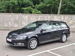 Black Volkswagen Passat 2011 in Vilnius, with an engine capacity of 1.80 L and mileage of 202 thousand km for 3850 €, photo 10 on AUTOMOTO.COM.LV