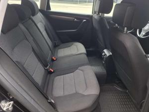 Black Volkswagen Passat 2011 in Vilnius, with an engine capacity of 1.80 L and mileage of 202 thousand km for 3850 €, photo 25 on AUTOMOTO.COM.LV