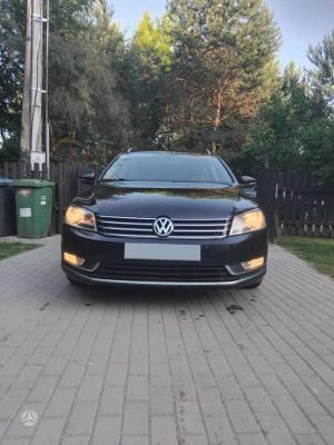 Black Volkswagen Passat 2011 in Vilnius, with an engine capacity of 2.00 L and mileage of 315 thousand km for 4100 €, photo  on AUTOMOTO.COM.LV