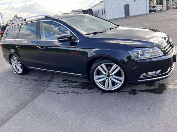 Black Volkswagen Passat 2011 in Taurage, with an engine capacity of 1.97 L and mileage of 276 thousand km for 5500 €, photo 3 on AUTOMOTO.COM.LV