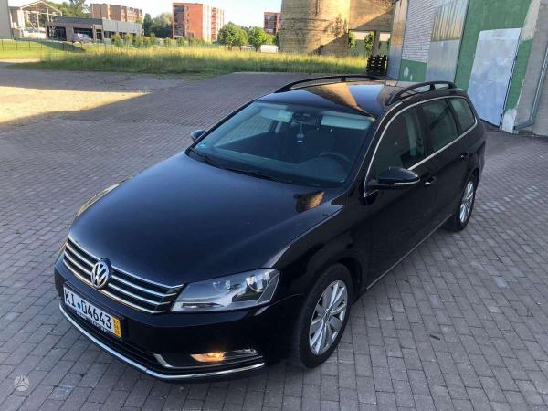 Black Volkswagen Passat 2011 in Plunge, with an engine capacity of 2.00 L and mileage of 256 thousand km for 4600 €, photo 4 on AUTOMOTO.COM.LV
