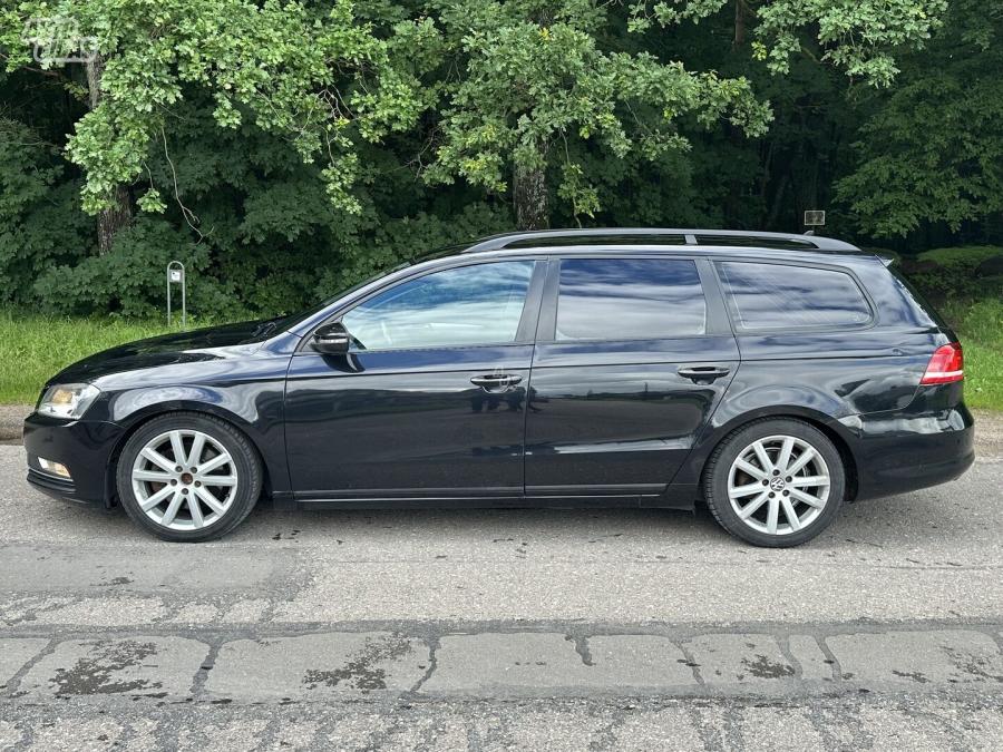 Melns Volkswagen Passat 2011 Alīta, ar dzinēja tilpumu 1.60 L un nobraukumu 327 tūkst. km par 2700 €, foto 4 vietnē AUTOMOTO.COM.LV