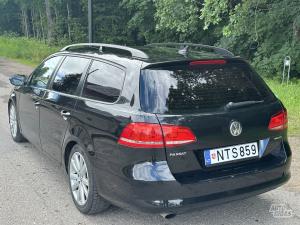 Melns Volkswagen Passat 2011 Alīta, ar dzinēja tilpumu 1.60 L un nobraukumu 327 tūkst. km par 2700 €, foto 5 vietnē AUTOMOTO.COM.LV