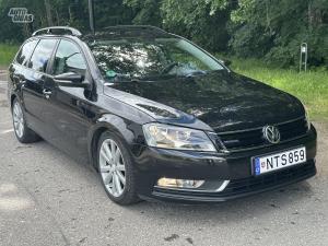 Melns Volkswagen Passat 2011 Alīta, ar dzinēja tilpumu 1.60 L un nobraukumu 327 tūkst. km par 2700 €, foto 7 vietnē AUTOMOTO.COM.LV
