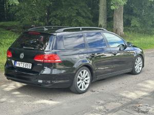 Melns Volkswagen Passat 2011 Alīta, ar dzinēja tilpumu 1.60 L un nobraukumu 327 tūkst. km par 2700 €, foto 9 vietnē AUTOMOTO.COM.LV