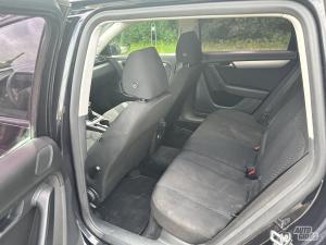 Melns Volkswagen Passat 2011 Alīta, ar dzinēja tilpumu 1.60 L un nobraukumu 327 tūkst. km par 2700 €, foto 12 vietnē AUTOMOTO.COM.LV